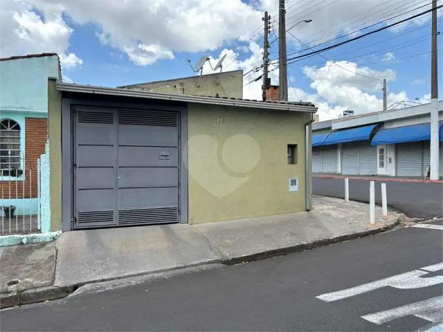 Casa / Sobrado para Venda em São Carlos/SP Jardim Botafogo 1 2 Quartos