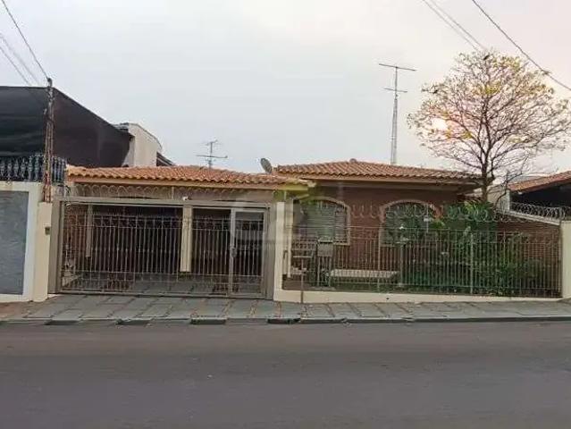 Casa / Sobrado para Venda em São Carlos/SP Jardim Brasil 5 Quartos