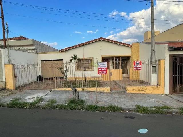 Casa / Sobrado para Venda em São Carlos/SP Jardim Brasil 3 Quartos
