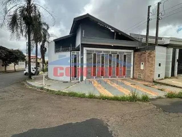 Casa / Sobrado para Venda em São Carlos/SP Jardim Cardinalli 3 Quartos