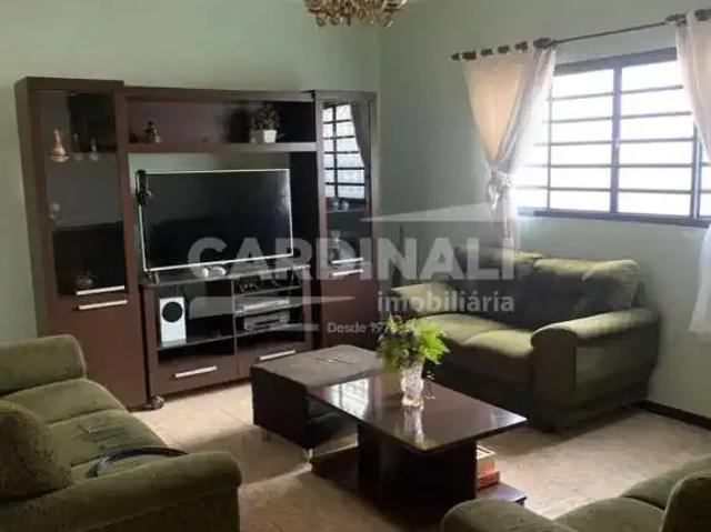 Casa / Sobrado para Venda em São Carlos/SP Jardim Cruzeiro do Sul 2 Quartos