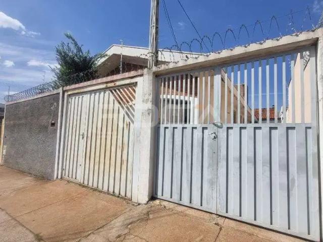 Casa / Sobrado para Venda em São Carlos/SP Jardim Cruzeiro do Sul 3 Quartos