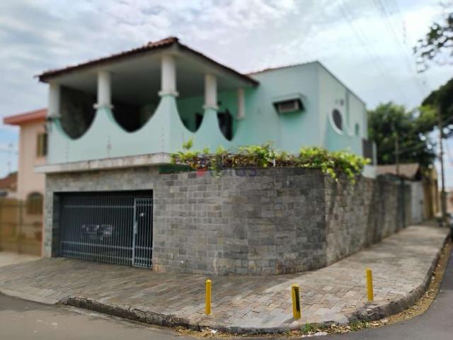 Casa / Sobrado para Venda em São Carlos/SP Jardim Cruzeiro do Sul 3 Quartos
