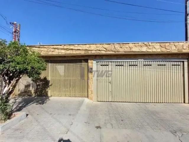 Casa / Sobrado para Venda em São Carlos/SP Jardim Cruzeiro do Sul 3 Quartos