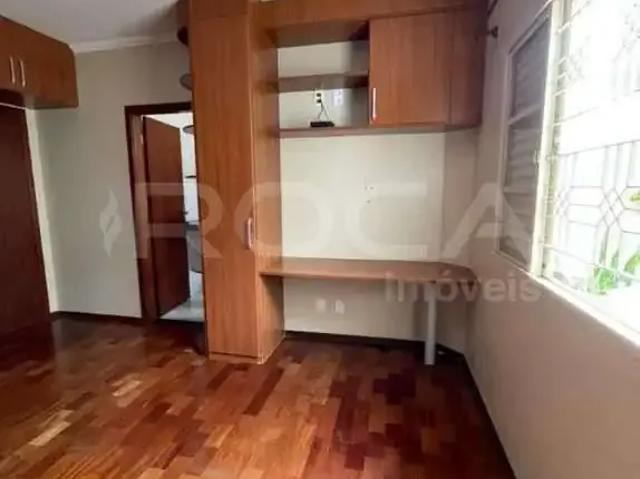 Casa / Sobrado para Venda em São Carlos/SP Jardim de Cresci 4 Quartos