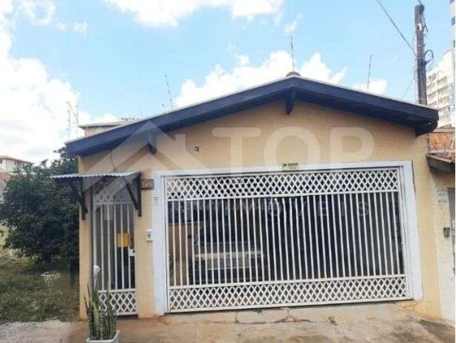 Casa / Sobrado para Venda em São Carlos/SP Jardim Gibertoni 3 Quartos