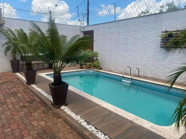 Casa / Sobrado para Venda em São Carlos/SP Jardim Hikare 3 Quartos