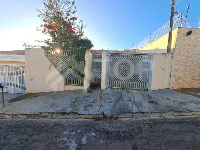 Casa / Sobrado para Venda em São Carlos/SP Jardim Hikare 3 Quartos