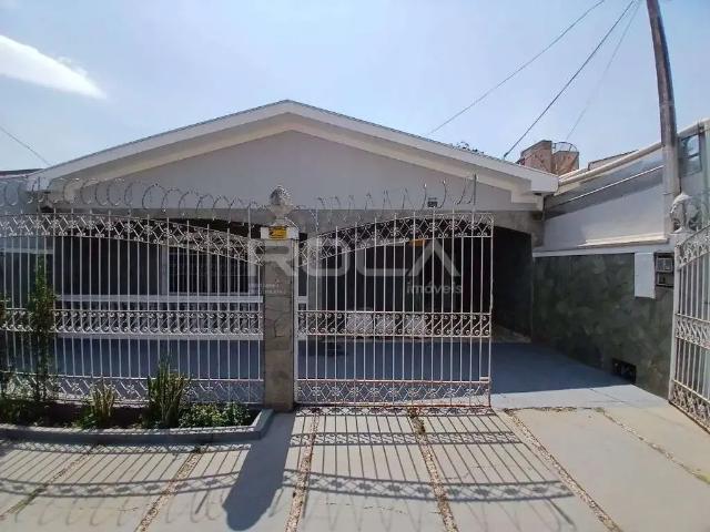 Casa / Sobrado para Venda em São Carlos/SP Jardim Hikare 3 Quartos
