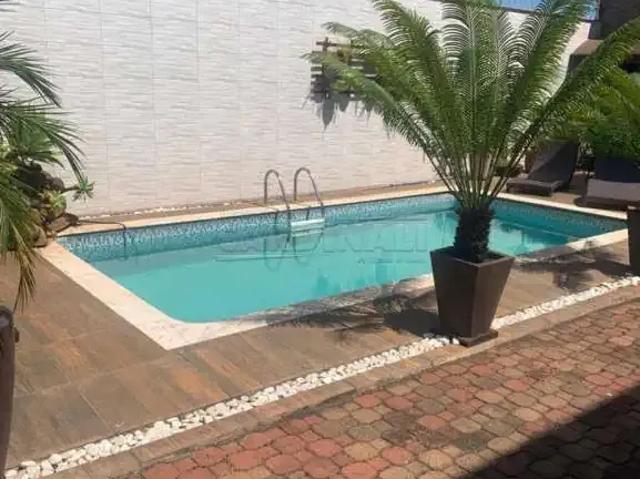 Casa / Sobrado para Venda em São Carlos/SP Jardim Hikare 3 Quartos