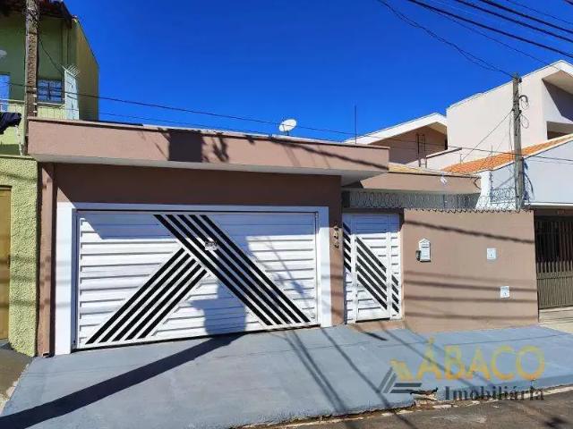 Casa / Sobrado para Venda em São Carlos/SP Jardim Hikare 3 Quartos