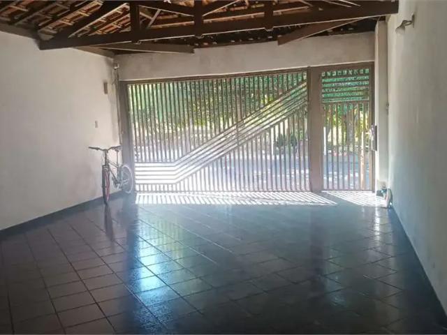 Casa / Sobrado para Venda em São Carlos/SP Jardim Jóckei Club A 2 Quartos
