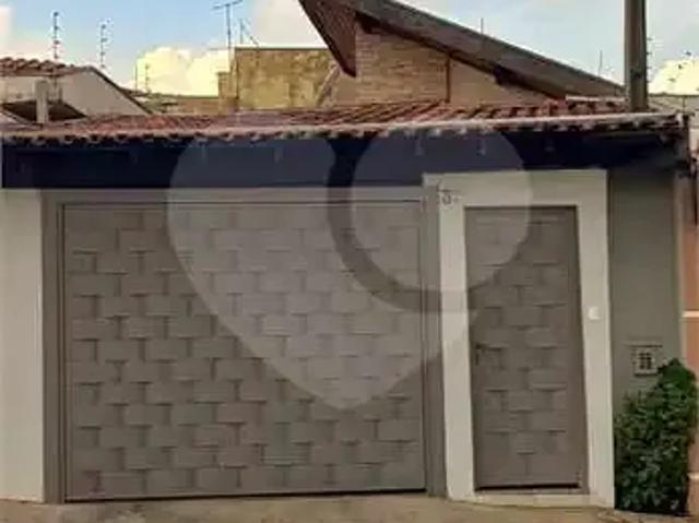 Casa / Sobrado para Venda em São Carlos/SP Jardim Pacaembu 3 Quartos