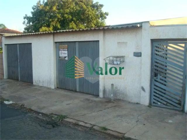 Casa / Sobrado para Venda em São Carlos/SP Jardim Pacaembu 4 Quartos