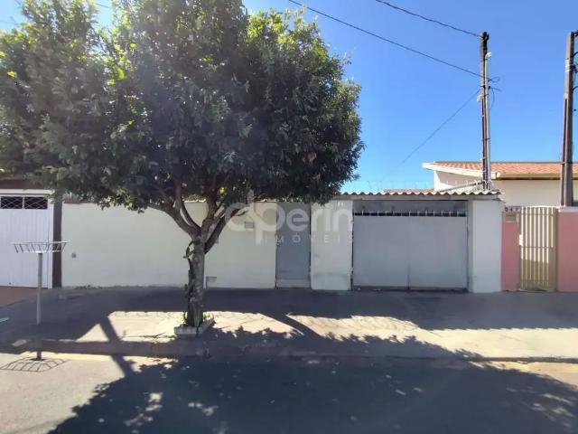 Casa / Sobrado para Venda em São Carlos/SP Jardim São Carlos 5 3 Quartos