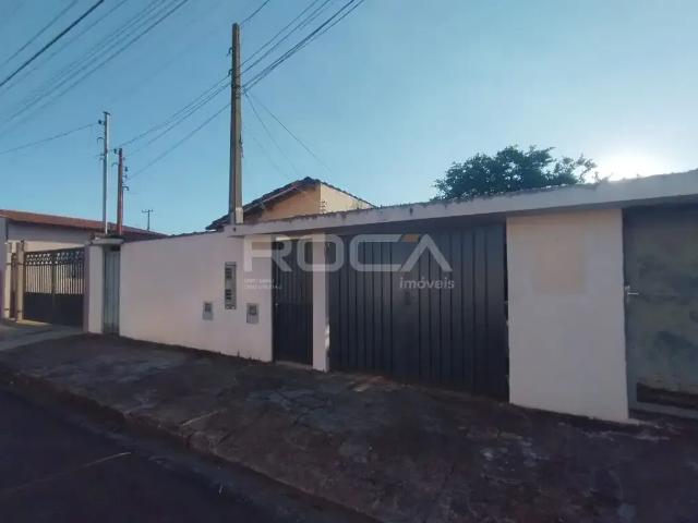Casa / Sobrado para Venda em São Carlos/SP Jardim São João Batista 2 Quartos