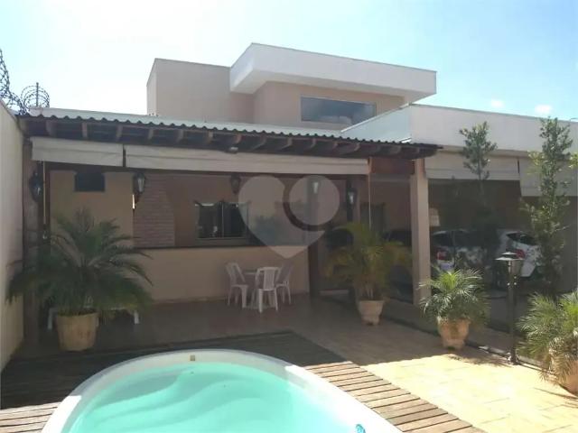 Casa / Sobrado para Venda em São Carlos/SP Jardim Santa Elisa 3 Quartos