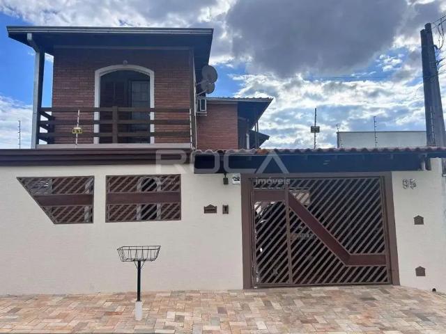Casa / Sobrado para Venda em São Carlos/SP Jardim Veneza 3 Quartos