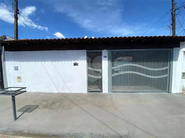 Casa / Sobrado para Venda em São Carlos/SP Loteamento Habitacional São Carlos 1 2 Quartos