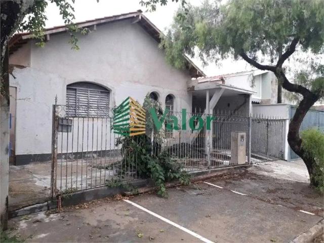 Casa / Sobrado para Venda em São Carlos/SP Núcleo Residencial Castelo Branco 3 Quartos