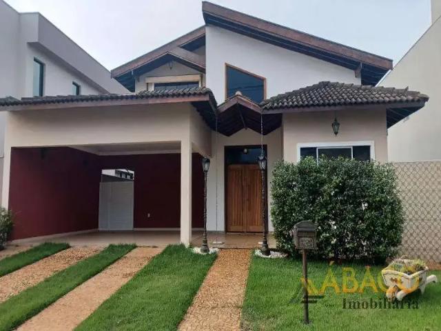 Casa / Sobrado para Venda em São Carlos/SP Swiss Park Residencial 4 Quartos