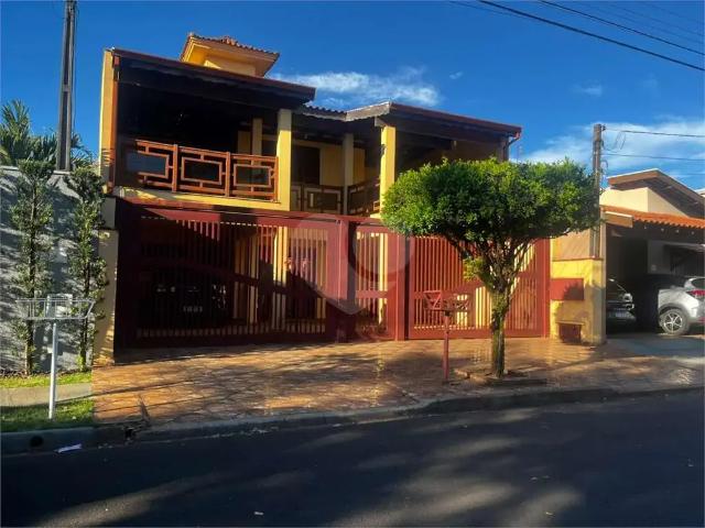 Casa / Sobrado para Venda em São Carlos/SP Parque Fehr 3 Quartos