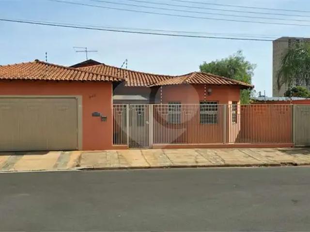 Casa / Sobrado para Venda em São Carlos/SP Parque Fehr 3 Quartos