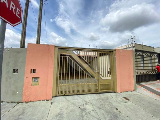 Casa / Sobrado para Venda em São Carlos/SP Parque Santa Marta 3 Quartos