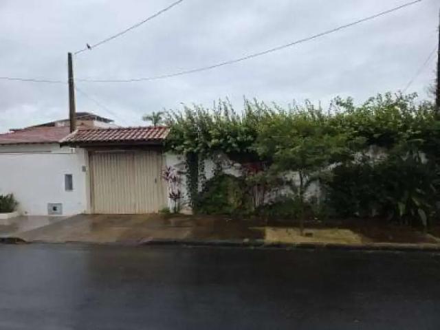 Casa / Sobrado para Venda em São Carlos/SP Parque Santa Marta 4 Quartos