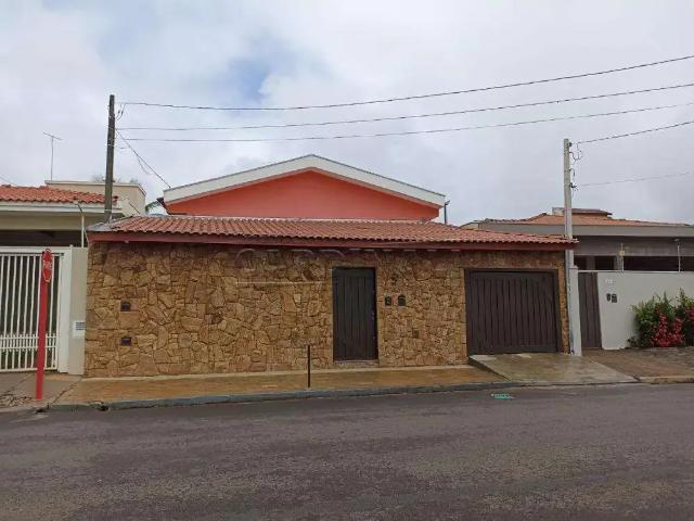 Casa / Sobrado para Venda em São Carlos/SP Planalto Paraíso 3 Quartos