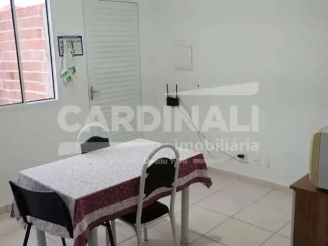 Casa / Sobrado para Venda em São Carlos/SP Residencial Deputado José Zavaglia 2 Quartos