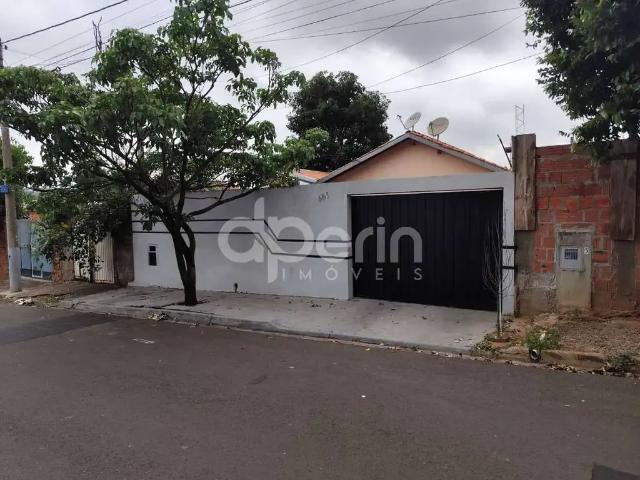 Casa / Sobrado para Venda em São Carlos/SP Residencial Deputado José Zavaglia 2 Quartos