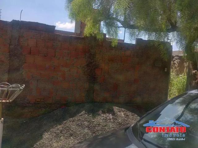 Casa / Sobrado para Venda em São Carlos/SP Residencial Itamarati 3 Quartos