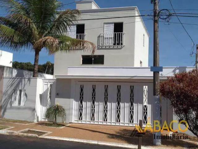 Casa / Sobrado para Venda em São Carlos/SP Residencial Samambaia 3 Quartos
