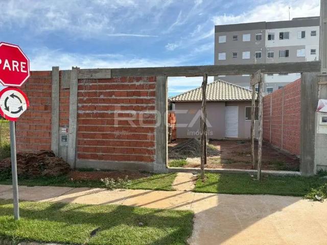 Casa / Sobrado para Venda em São Carlos/SP Residencial Santo Antônio 2 Quartos