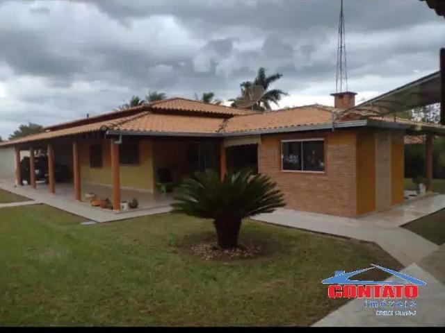 Casa / Sobrado para Venda em São Carlos/SP Tibaia de São Fernando 3 Quartos