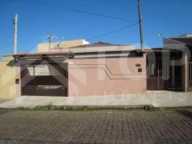 Casa / Sobrado para Venda em São Carlos/SP Vila Brasília 3 Quartos