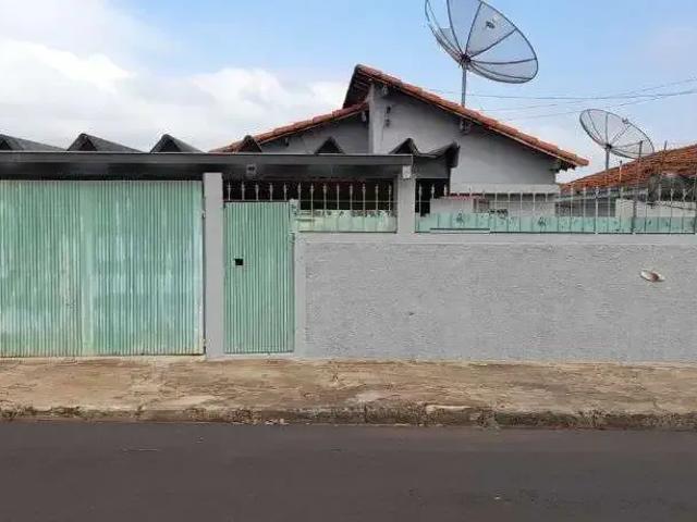Casa / Sobrado para Venda em São Carlos/SP Vila Carmem 2 Quartos