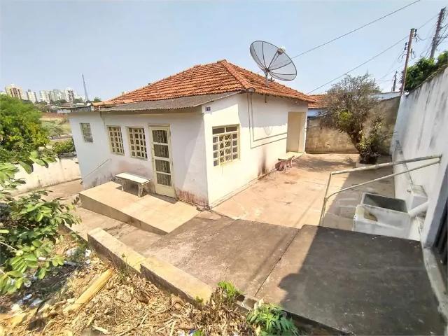 Casa / Sobrado para Venda em São Carlos/SP Vila Costa do Sol 2 Quartos