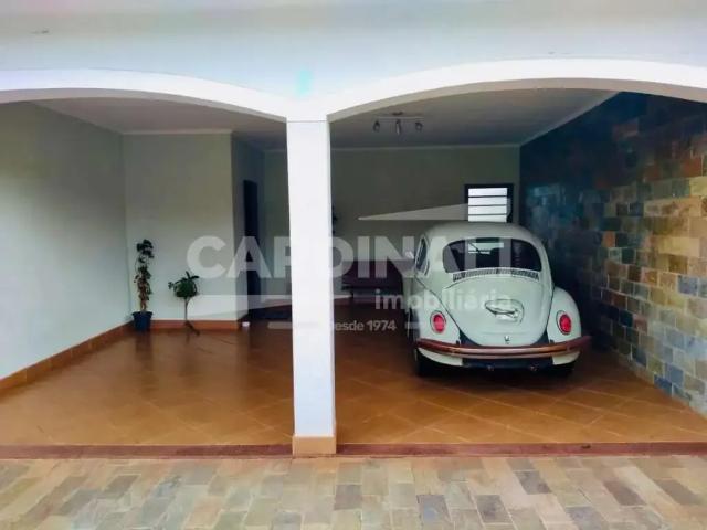Casa / Sobrado para Venda em São Carlos/SP Vila Faria 3 Quartos