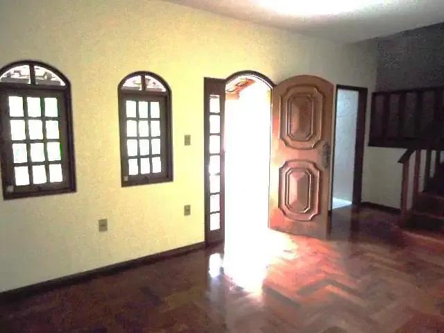 Casa / Sobrado para Venda em São Carlos/SP Vila Faria 3 Quartos