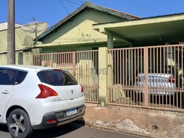 Casa / Sobrado para Venda em São Carlos/SP Vila Irene 3 Quartos
