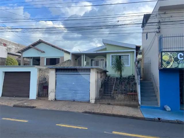 Casa / Sobrado para Venda em São Carlos/SP Vila Marcelino 3 Quartos
