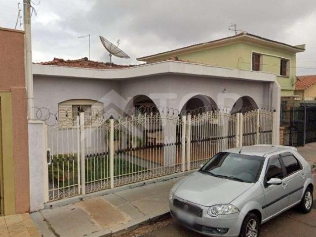 Casa / Sobrado para Venda em São Carlos/SP Vila Nery 3 Quartos
