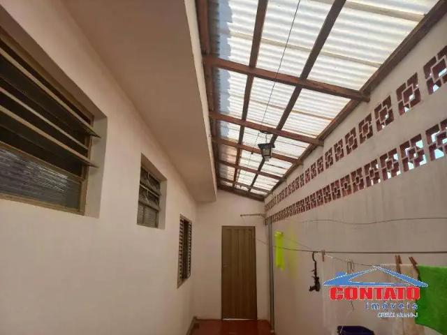 Casa / Sobrado para Venda em São Carlos/SP Vila Nery 4 Quartos