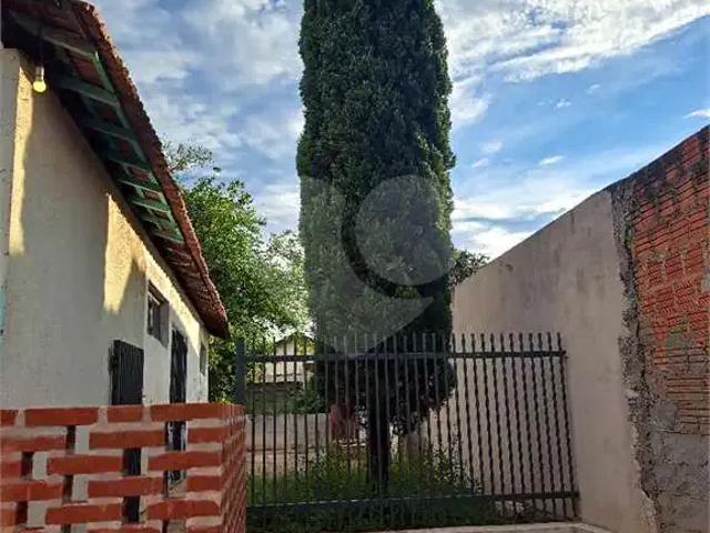 Casa / Sobrado para Venda em São Carlos/SP Vila Nossa Senhora de Fátima 3 Quartos