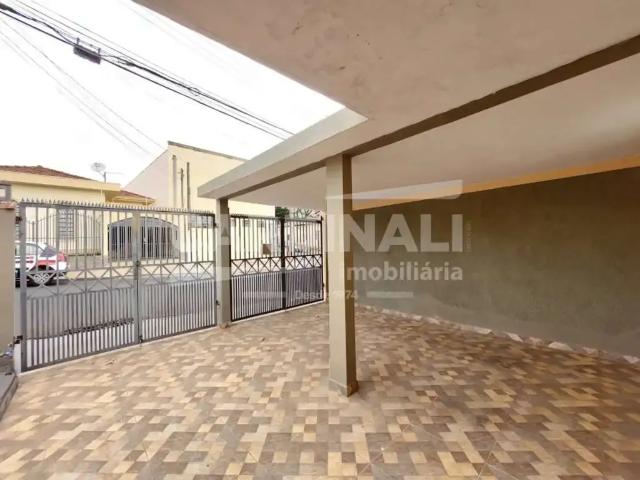 Casa / Sobrado para Venda em São Carlos/SP Vila Nossa Senhora de Fátima 3 Quartos