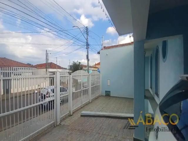 Casa / Sobrado para Venda em São Carlos/SP Vila Prado 5 Quartos