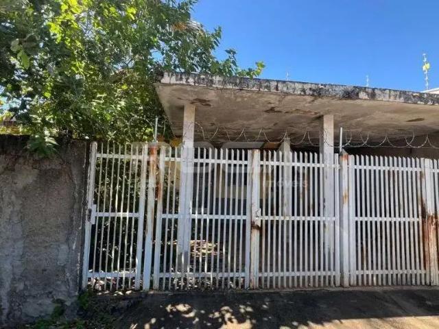 Casa / Sobrado para Venda em São Carlos/SP Vila Prado 2 Quartos