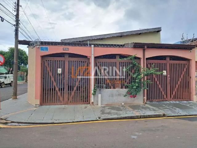 Casa / Sobrado para Venda em São Carlos/SP Vila Prado 3 Quartos